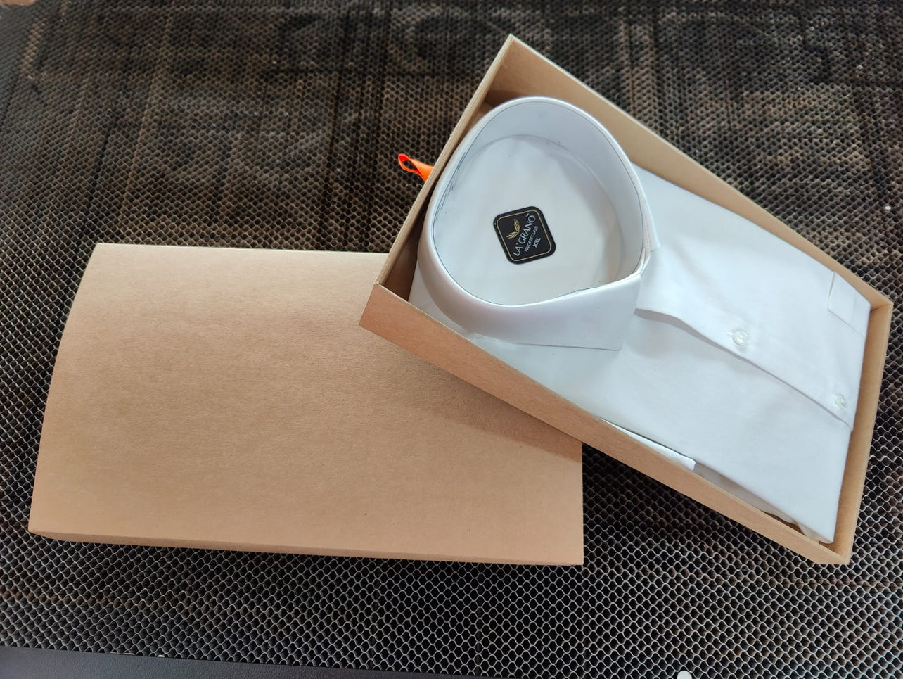 Rigid boxes, customized to wow your client – Packaging Guru