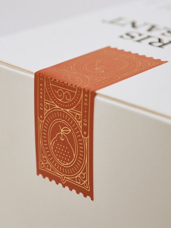 Rigid boxes, customized to wow your client – Packaging Guru